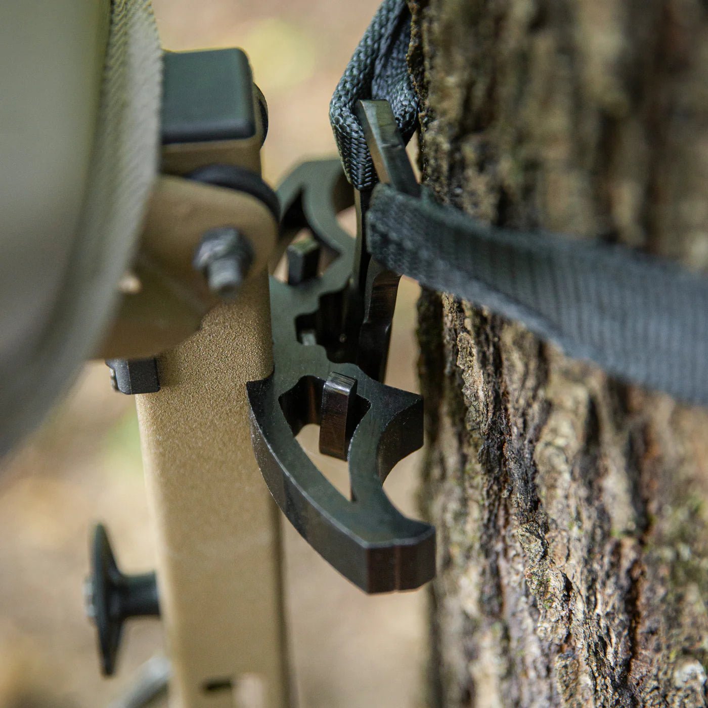 Novix E-Z Hang Hook V2 – Treestand Hanging Aid | Jootti Outdoor